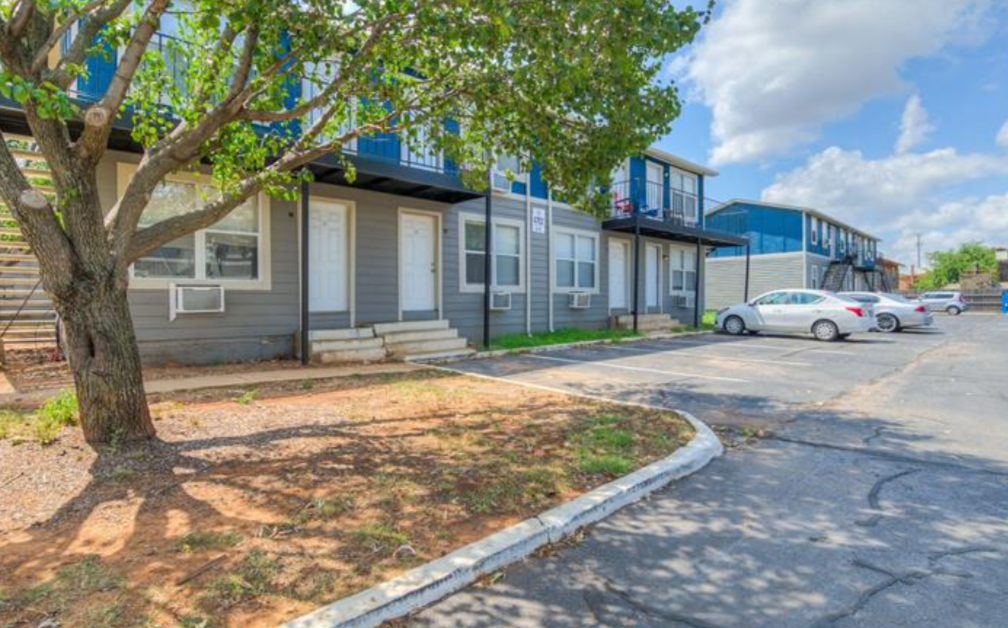 Treehouse Apartments Photo Gallery