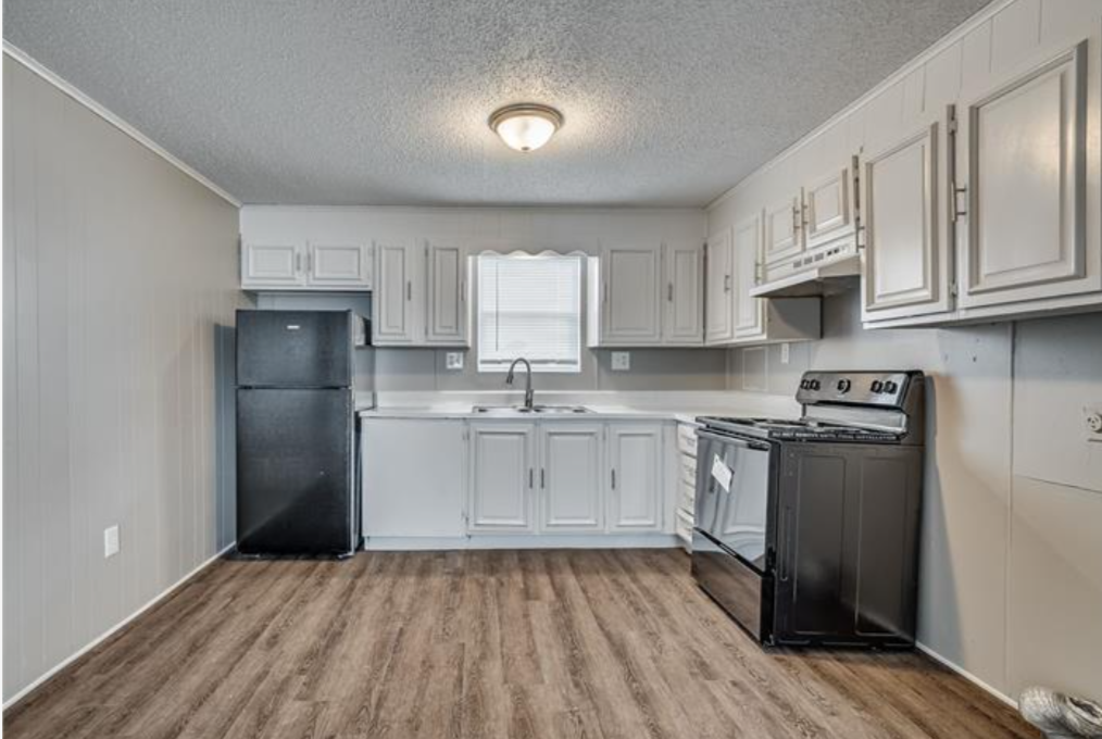 Treehouse Apartments Photo Gallery