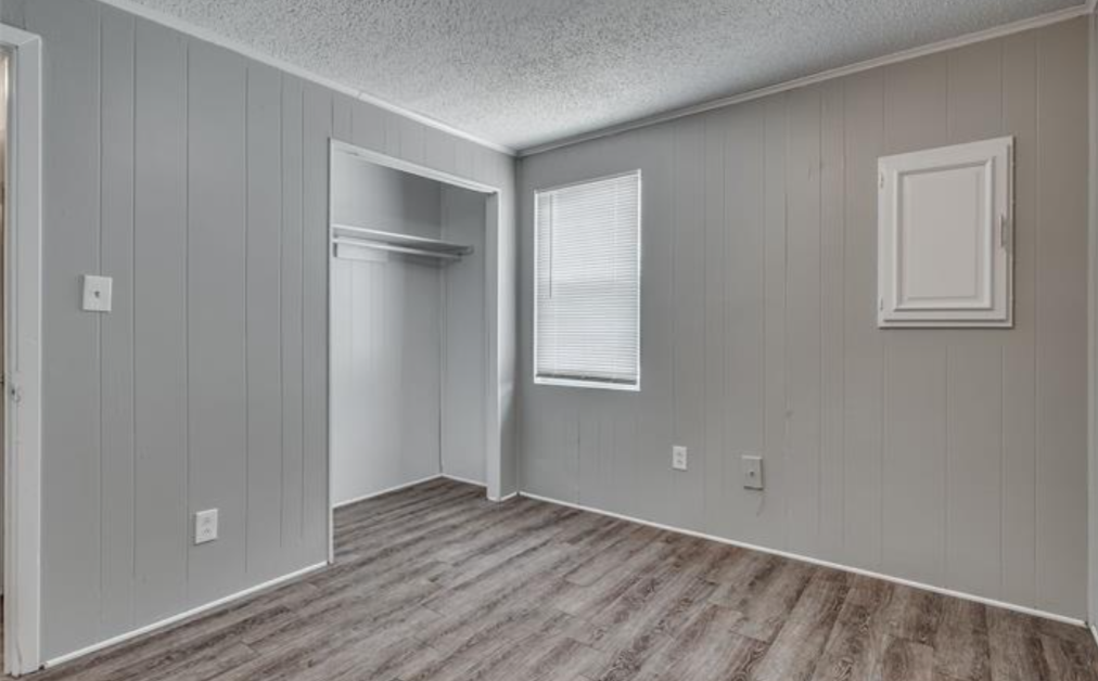 Treehouse Apartments Photo Gallery